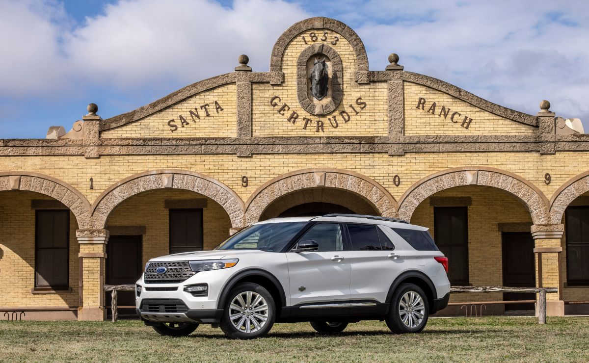 Ford ahora ofrece la Explorer en edición King Ranch - Siempre Auto