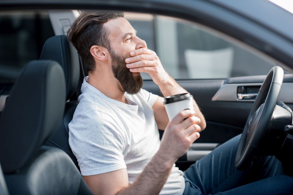 Sigue estos tips para evitar la fatiga al conducir - Siempre Auto