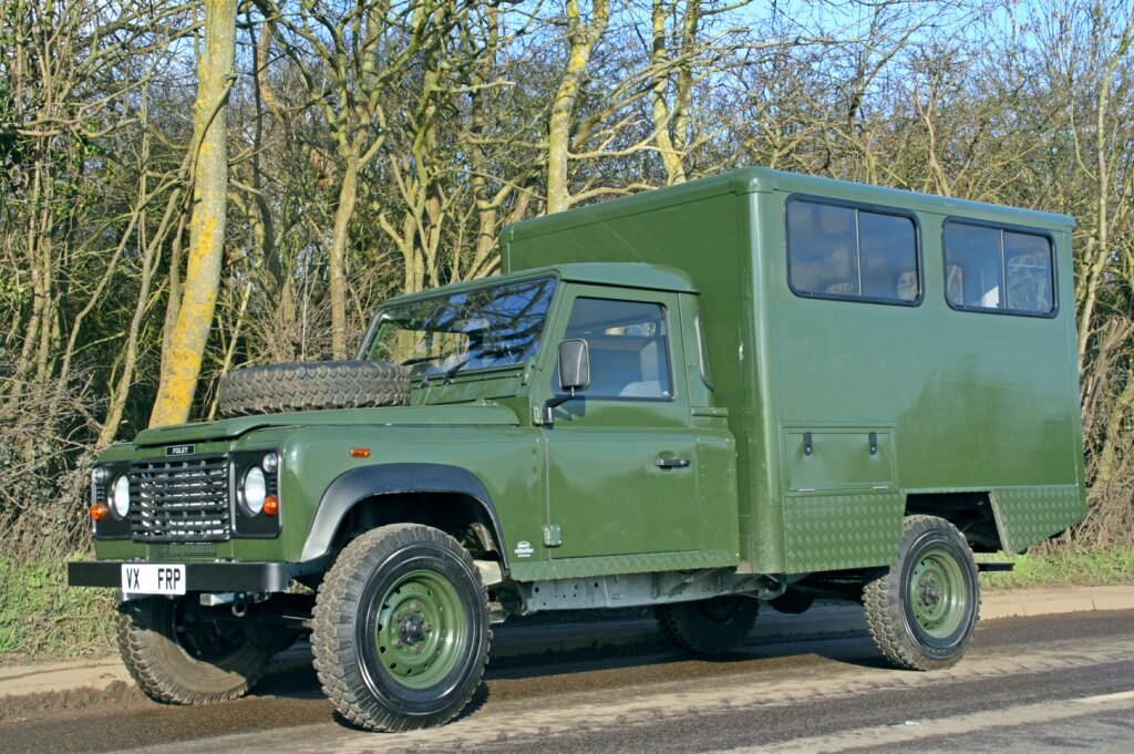 Así será el Land Rover en el que viajará el cuerpo del principe Felipe ...