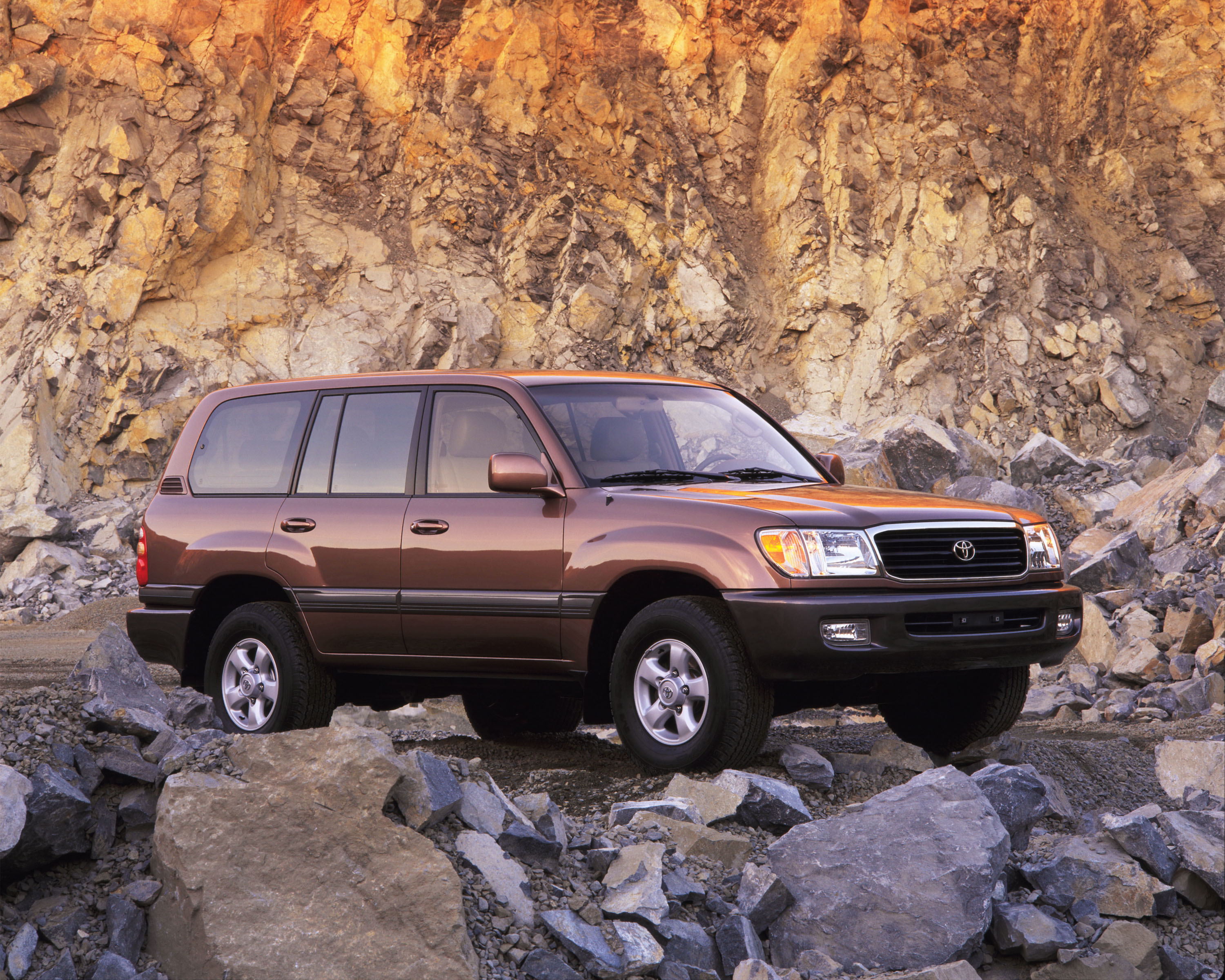 Los 5 mejores modelos de Toyota Land Cruiser - Siempre Auto