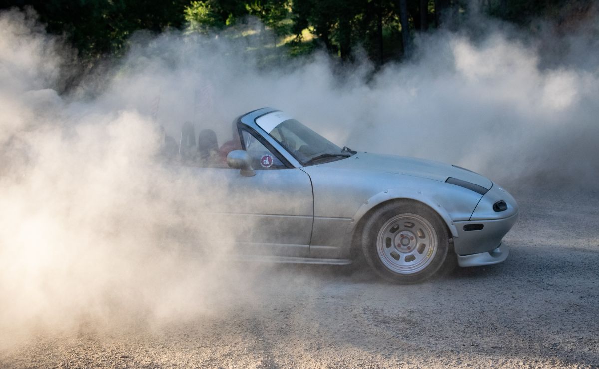Reducir el humo que emite tu auto: qué productos pueden ayudar ...