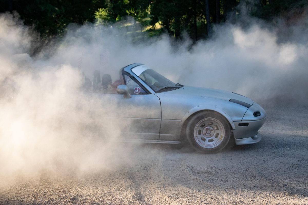 Reducir el humo que emite tu auto: qué productos pueden ayudar ...