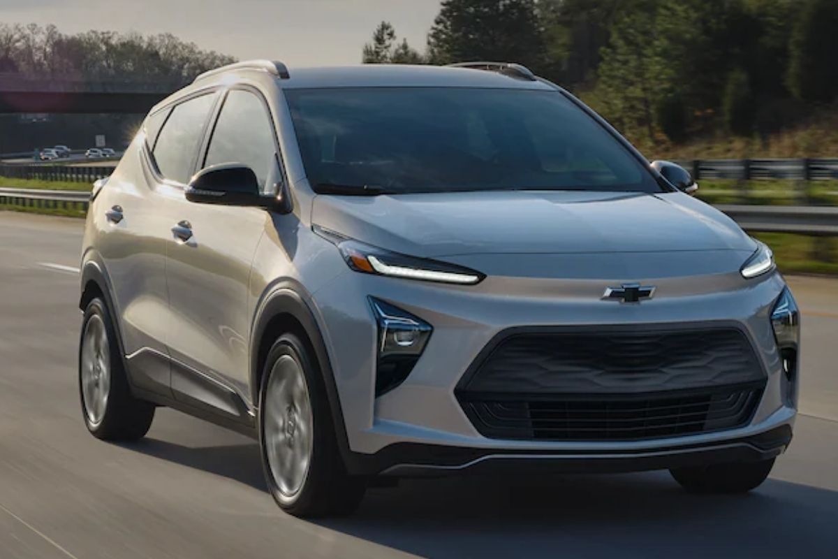 GM deja de fabricar el Chevy Bolt temporalmente - Siempre Auto