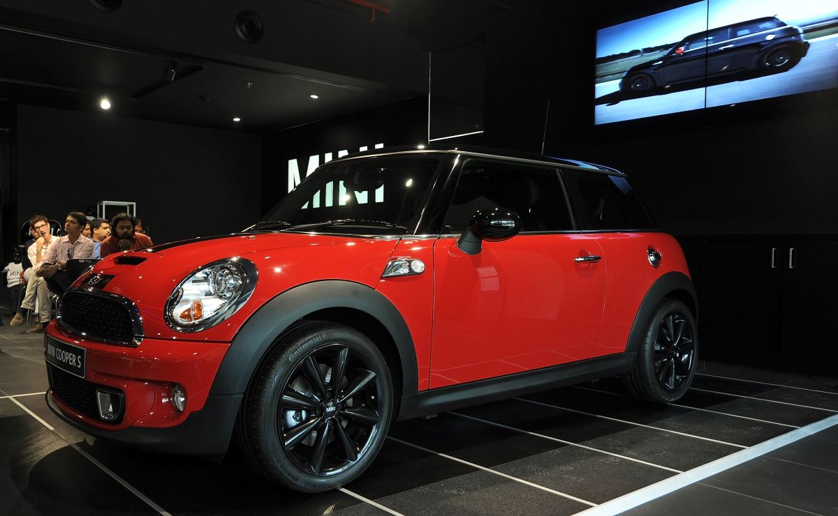 Mini volverá a fabricar versiones con transmisión manual del Mini ...
