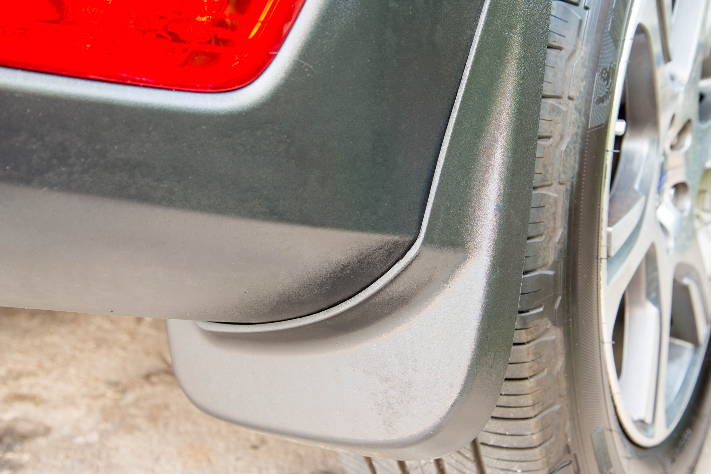Cuál es la importancia de tener guardabarros en tu auto - Siempre Auto