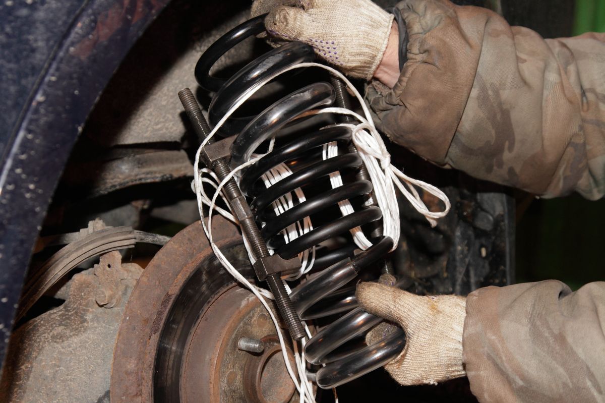 Para qué sirven los resortes de la suspensión en los autos - Siempre Auto