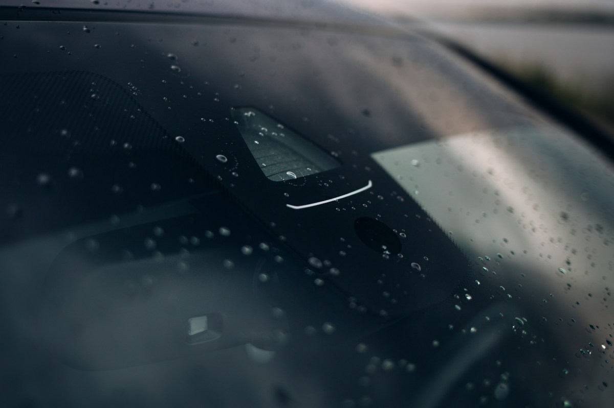 Qué es el sensor de lluvia y cómo funciona en el auto - Siempre Auto