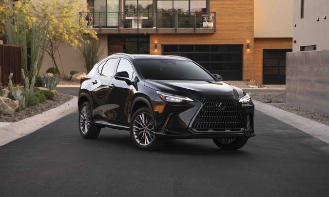 Lexus admite que a sus clientes no les gustan sus parrillas grandes ...