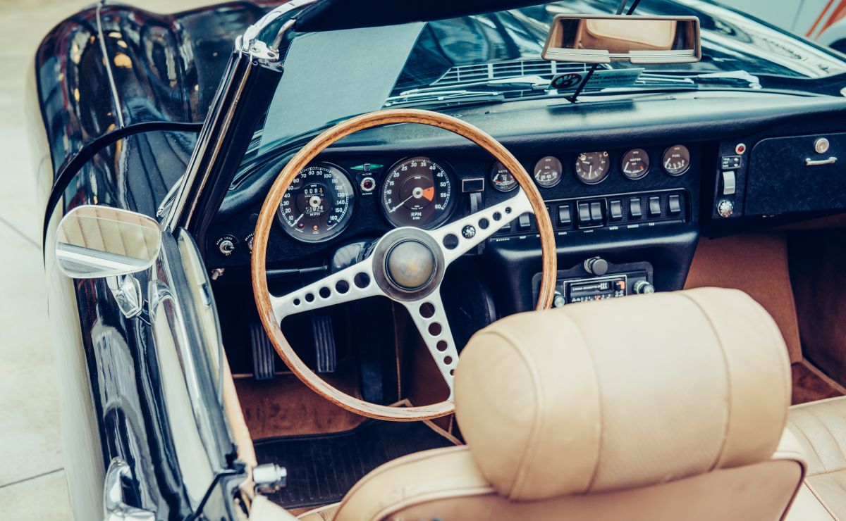 Cuidados para detallar el interior de tu auto clásico - Siempre Auto