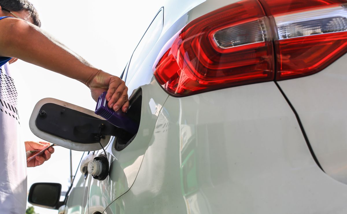 Para qué sirven los aditivos para gasolina y cómo funcionan - Siempre Auto