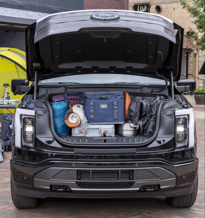 3 cosas que puedes hacer con el Frunk de la Ford F-150 Lightning ...