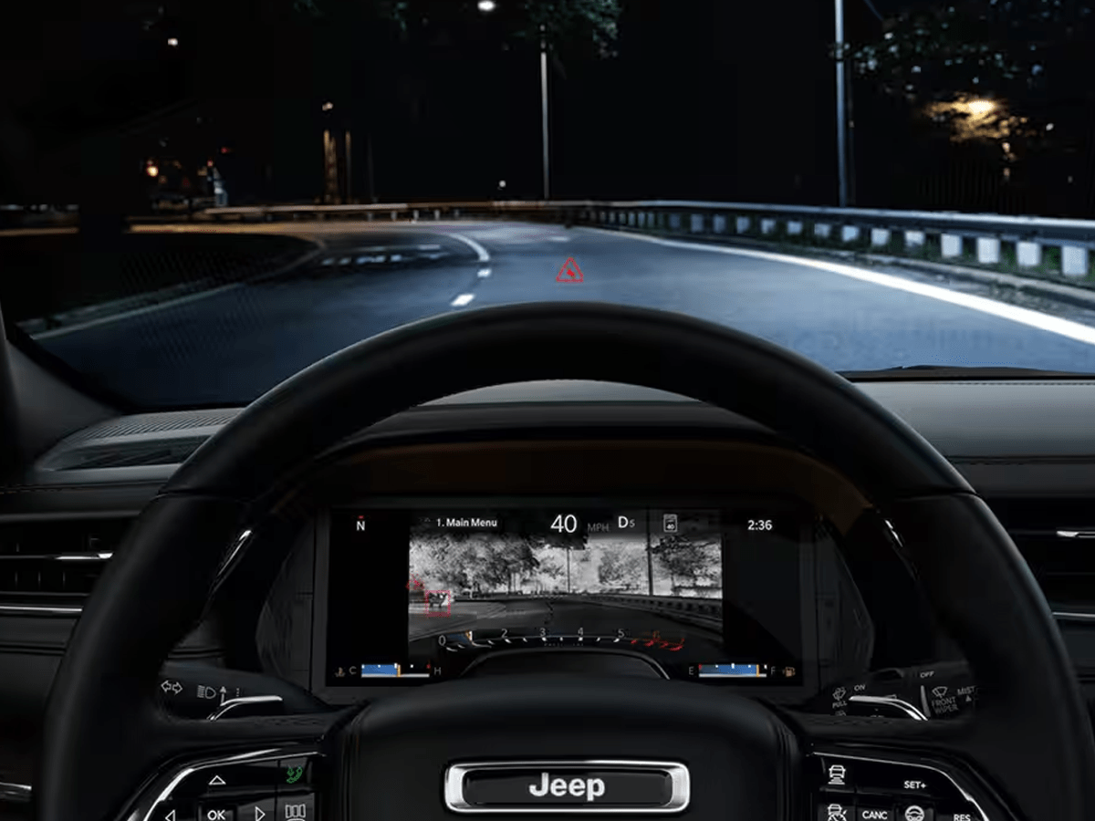 Cómo funciona la visión nocturna en Jeep Grand Cherokee 4xe - Siempre Auto