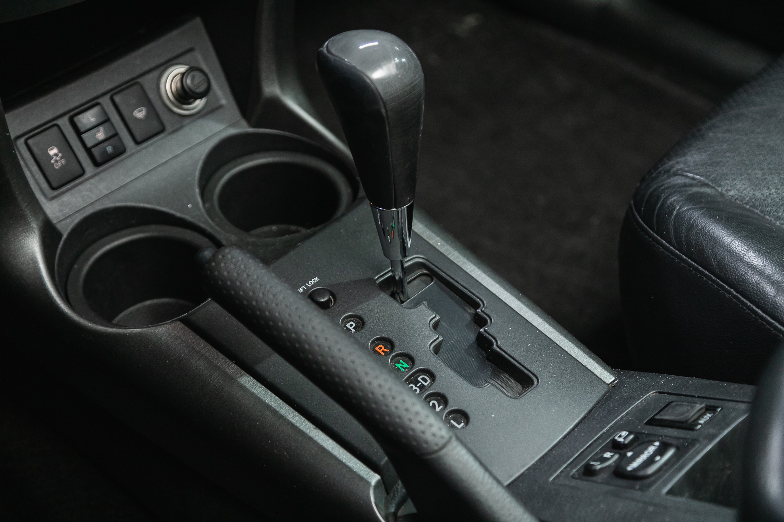 Palanca de velocidades: tipos, funciones y problemas - Siempre Auto