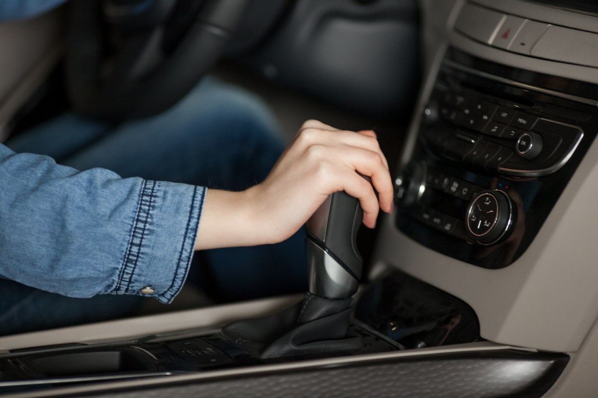 A qué velocidad se deben hacer los cambios de marcha en un auto ...