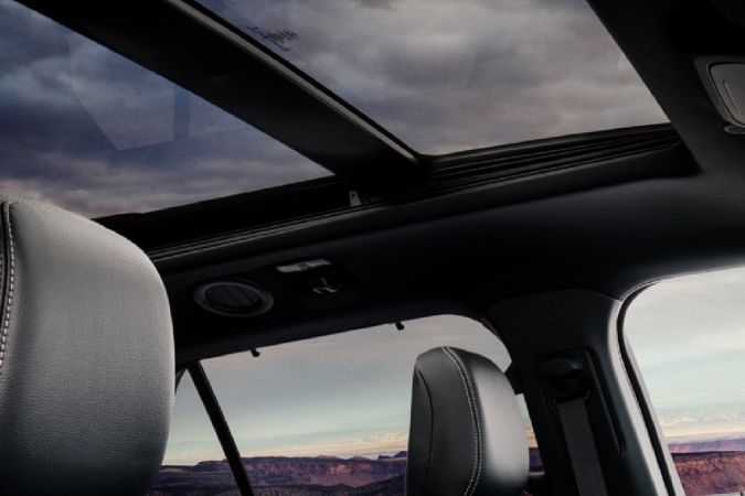 5 SUVs Ford con techo panorámico para disfrutar del viaje - Siempre Auto