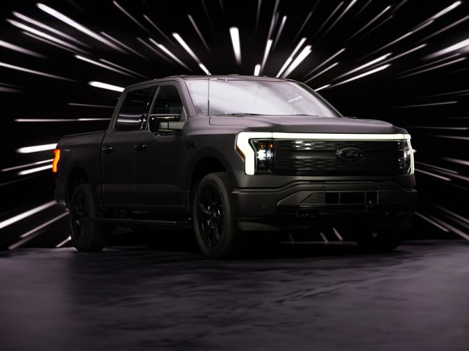 Ford entrega la primera F-150 Lightning fuera de USA - Siempre Auto