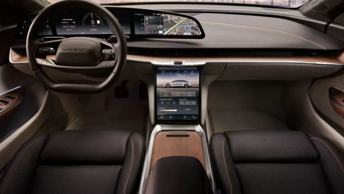 Lucid Air Pure 2025: el carro eléctrico más eficiente del mundo ...