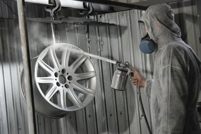 Tipos de pintura para rines de auto: cómo aplicarla - Siempre Auto