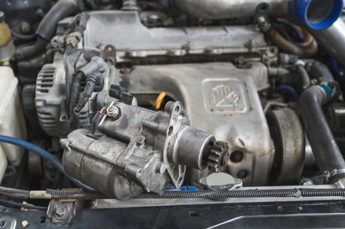Con qué parte del motor ensambla el motor de arranque: cómo ubicarlo ...