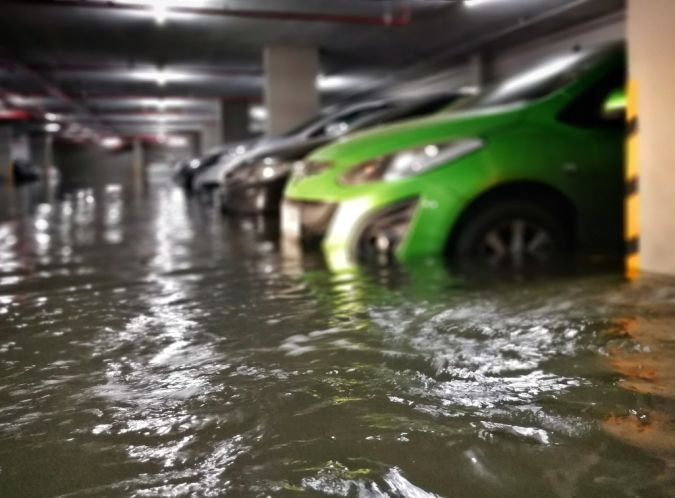 Guía para sobrevivir a una inundación en tu vehículo - Siempre Auto