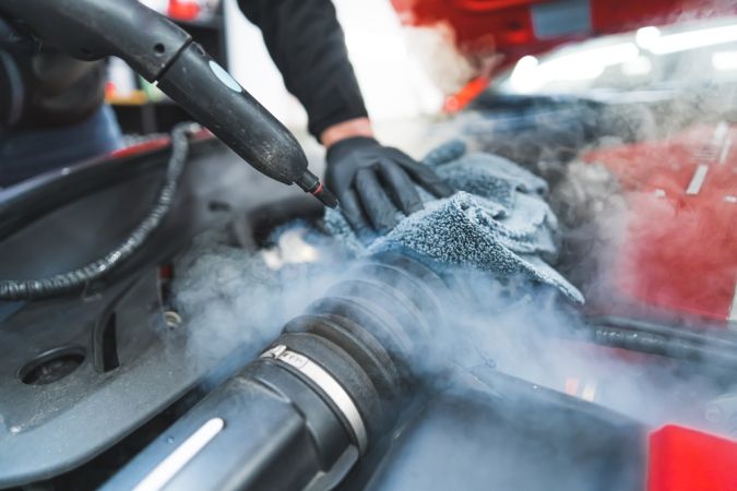 Lavados de motor: ¿solución efectiva o riesgo? - Siempre Auto